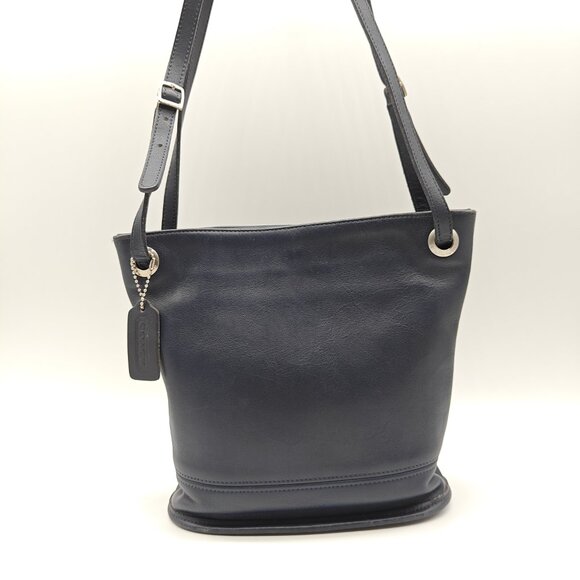 Coach | Bags | Coach Vintage Smooth Genuine Leather Bucket Shoulder Bag ...